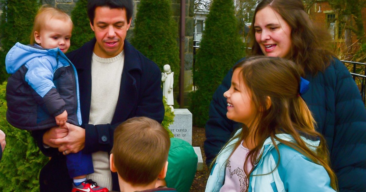 One Priest’s Steadfast Love for His… | Catholic Leadership Institute